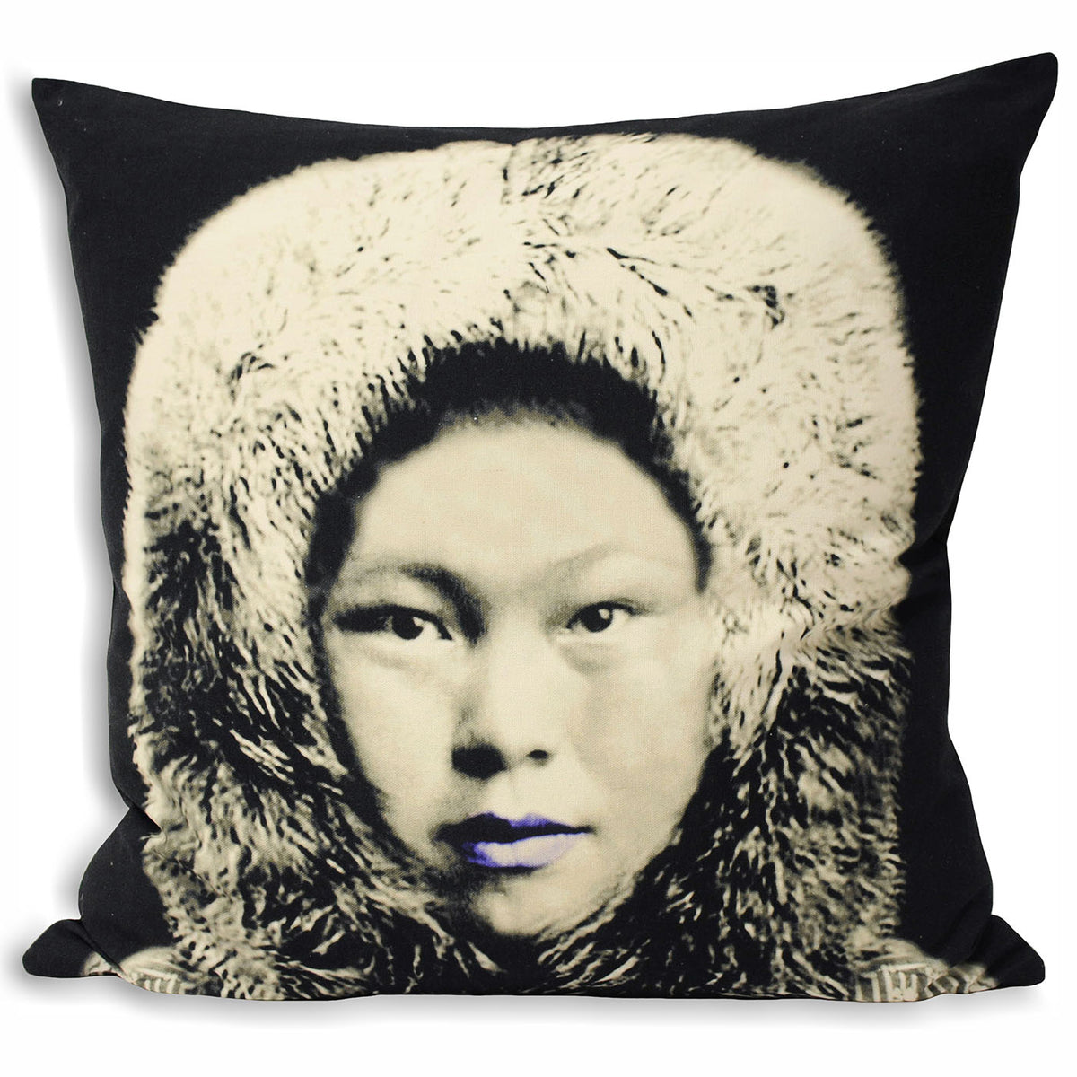 Riva Home Monochrome Eskimo Cushion Cover | Discounts on great Brands