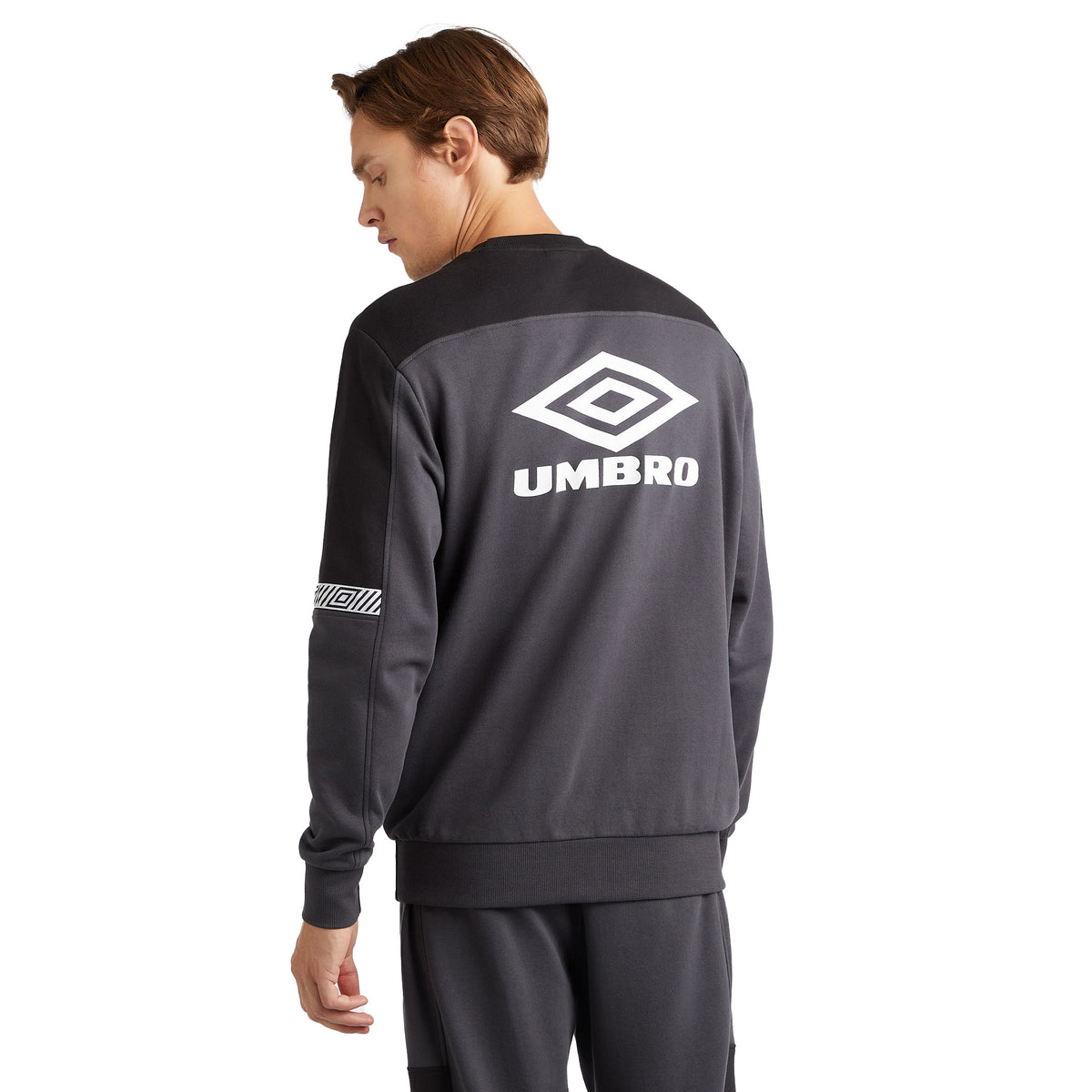 Umbro Mens Club Logo Sweatshirt XL / Woodland Grey-Black | Discounts on ...